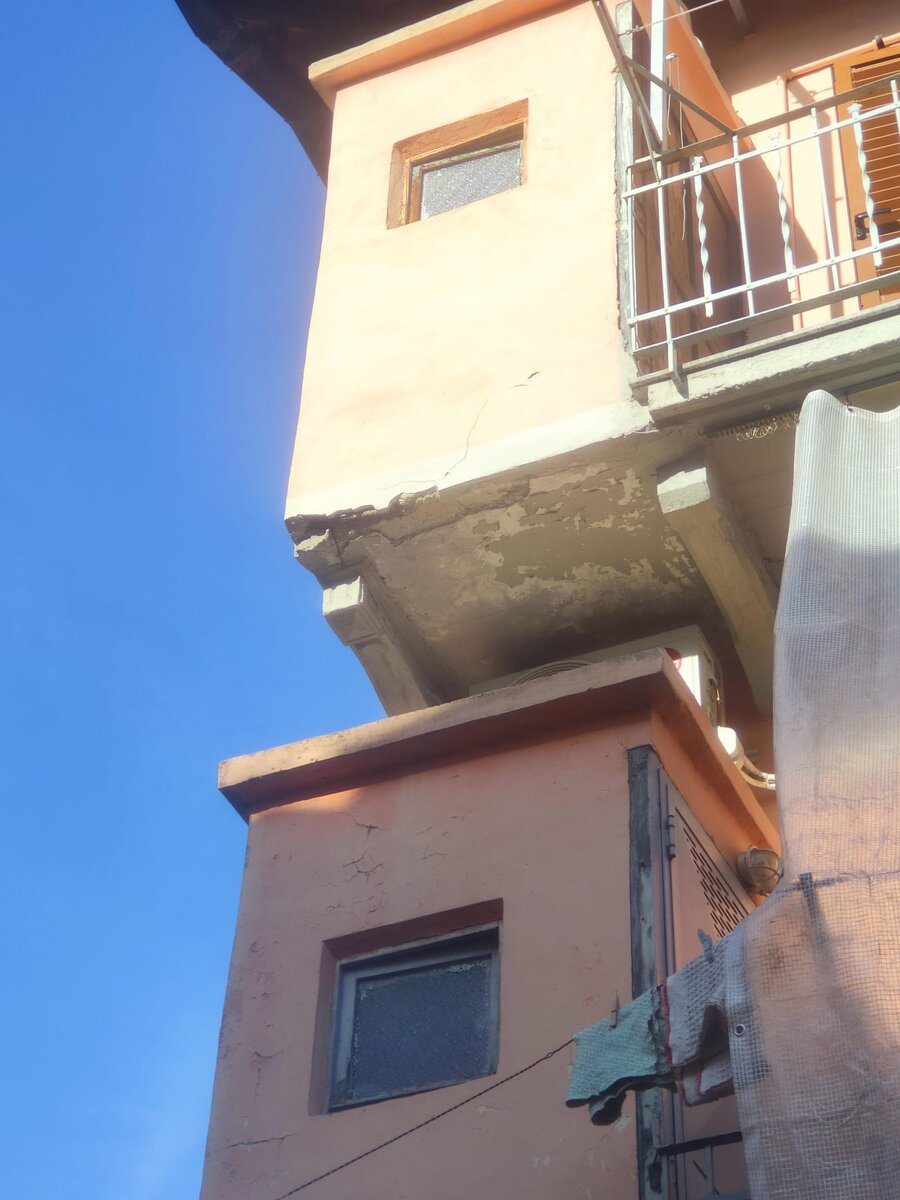 Ex bagno comune su ballatoio.